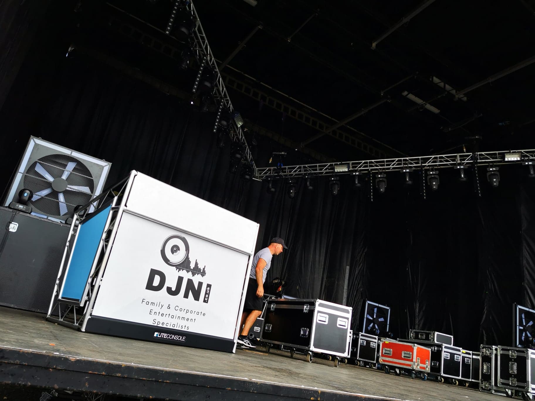 Equipment – DJNI